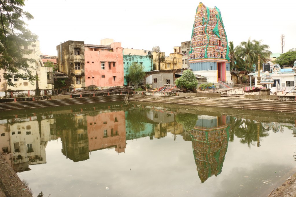 MYLAPORE TIMES - Sri Virupaksheeswarar Temple tank fills up