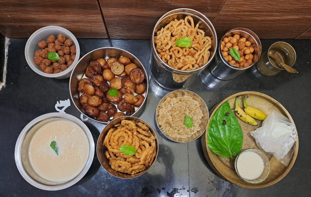 MYLAPORE TIMES - Mandaveli's Kamakshi Ashok enjoys making traditional ...