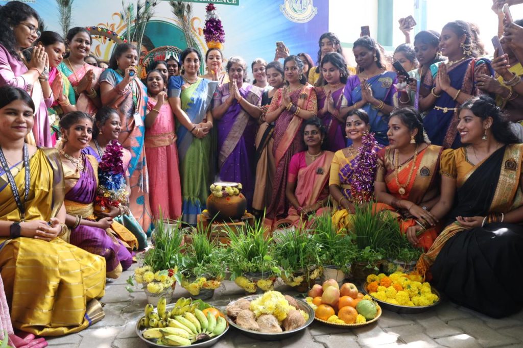 MYLAPORE TIMES - Students of MGR Janaki College for Women celebrate Pongal